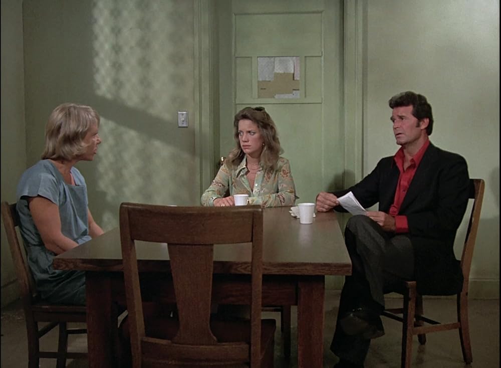 Season One, Episode Two: “The Dark and Bloody Ground” | Media Magpies